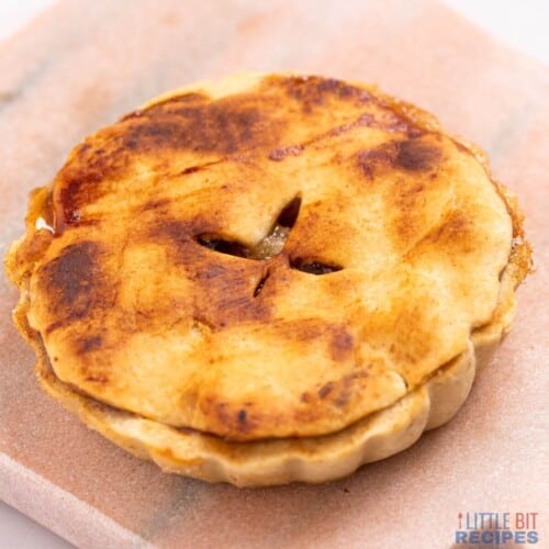 Single Serve Apple Pie | Little Bit Recipes