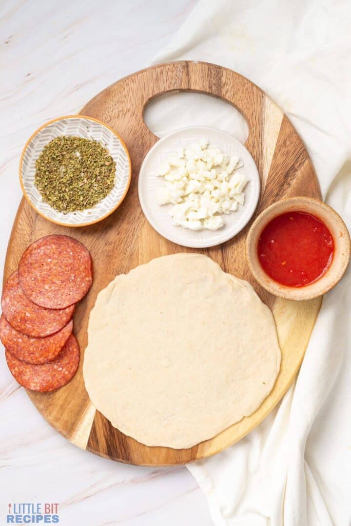 Personal Pizza For One Person | Little Bit Recipes