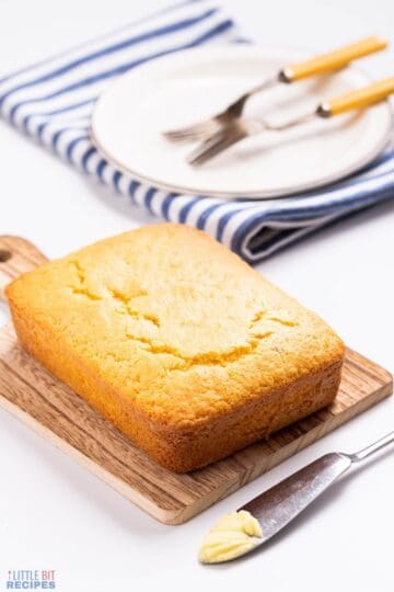 Small Batch Cornbread for Two | Little Bit Recipes