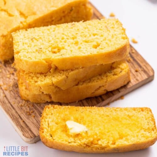 Small Batch Cornbread for Two | Little Bit Recipes