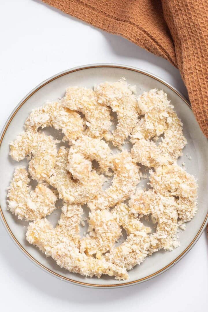 Crispy Fried Panko Shrimp | Little Bit Recipes