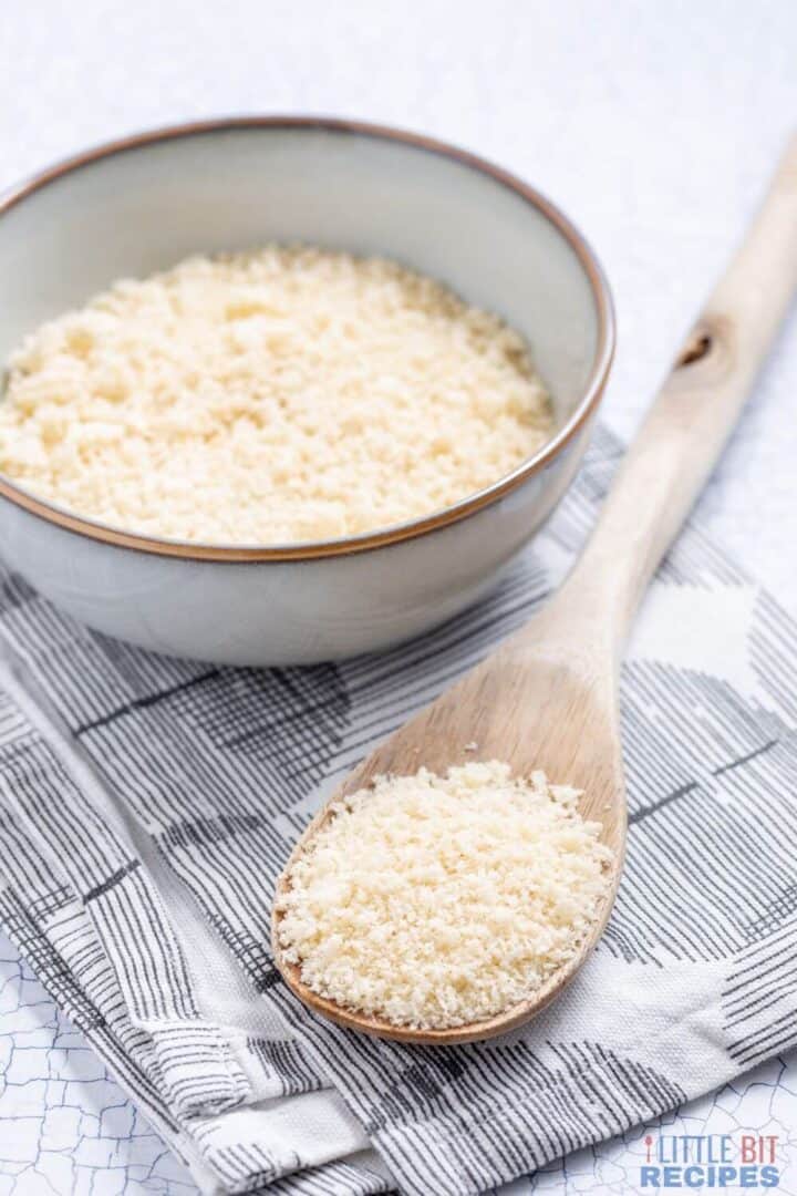 Homemade Panko Bread Crumbs | Little Bit Recipes