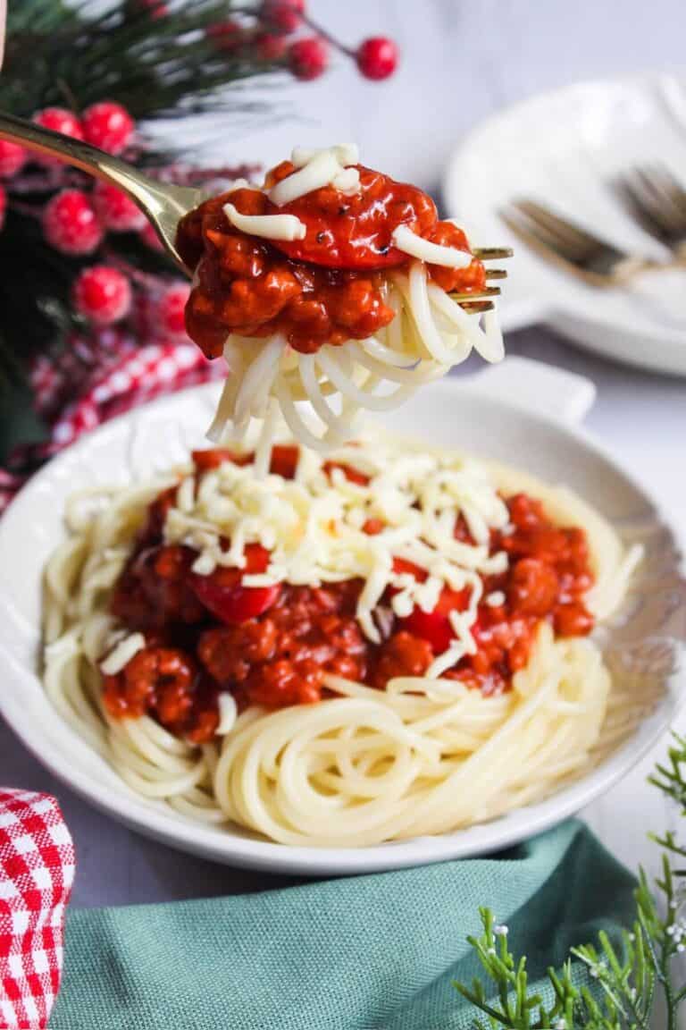 Filipino Spaghetti with Sweet Meat Sauce | Little Bit Recipes