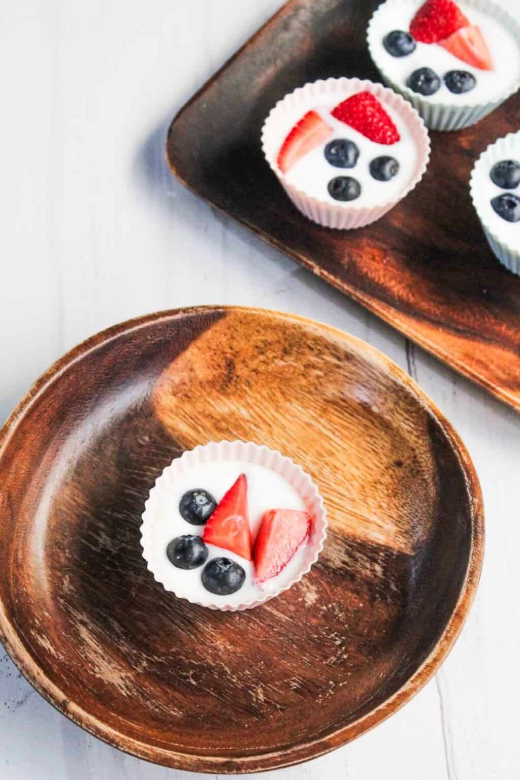 Frozen Yogurt (Red White and Blue) | Little Bit Recipes