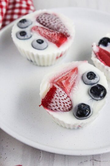 Frozen Yogurt (Red White and Blue) | Little Bit Recipes