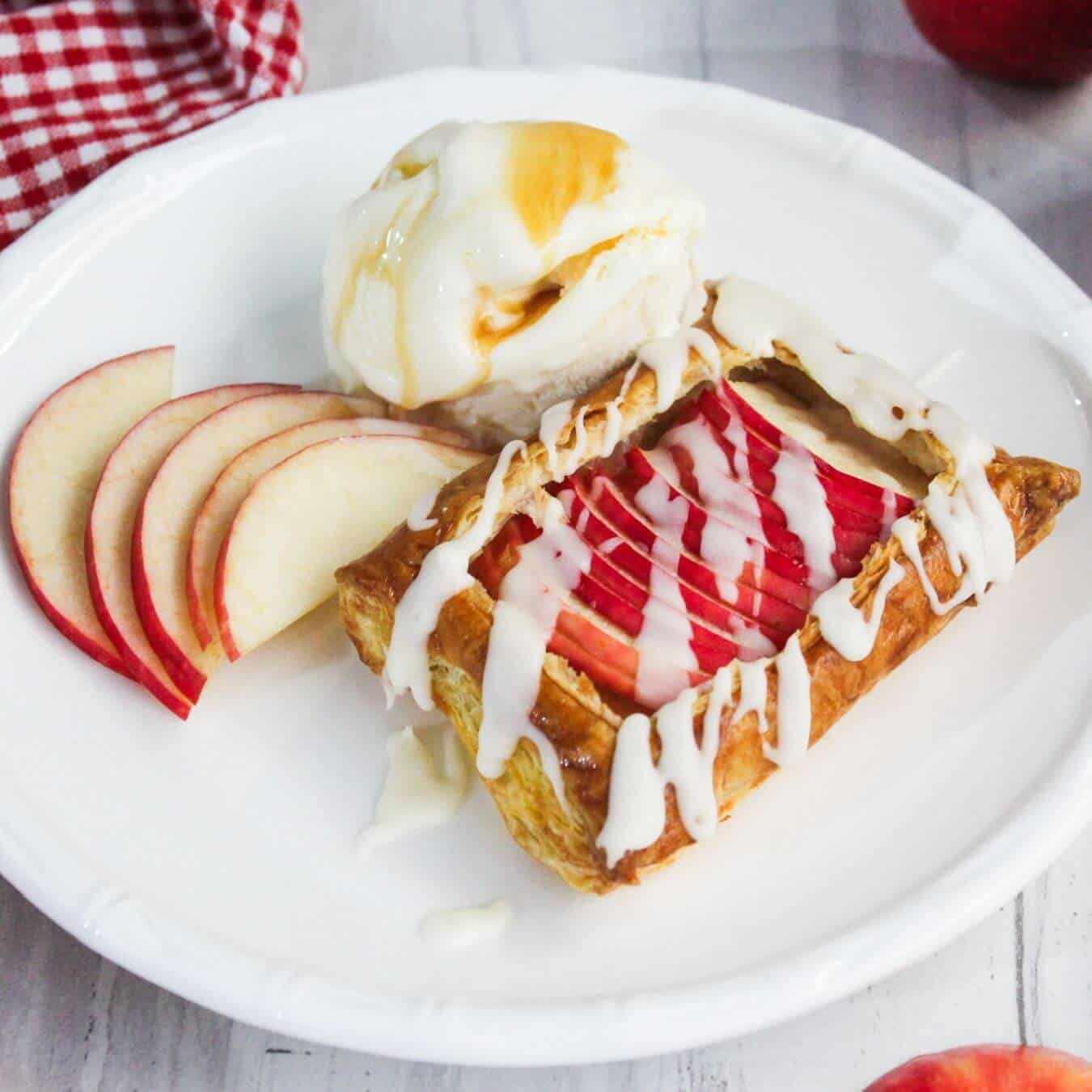 Chocolate Puff Pastry | Little Bit Recipes