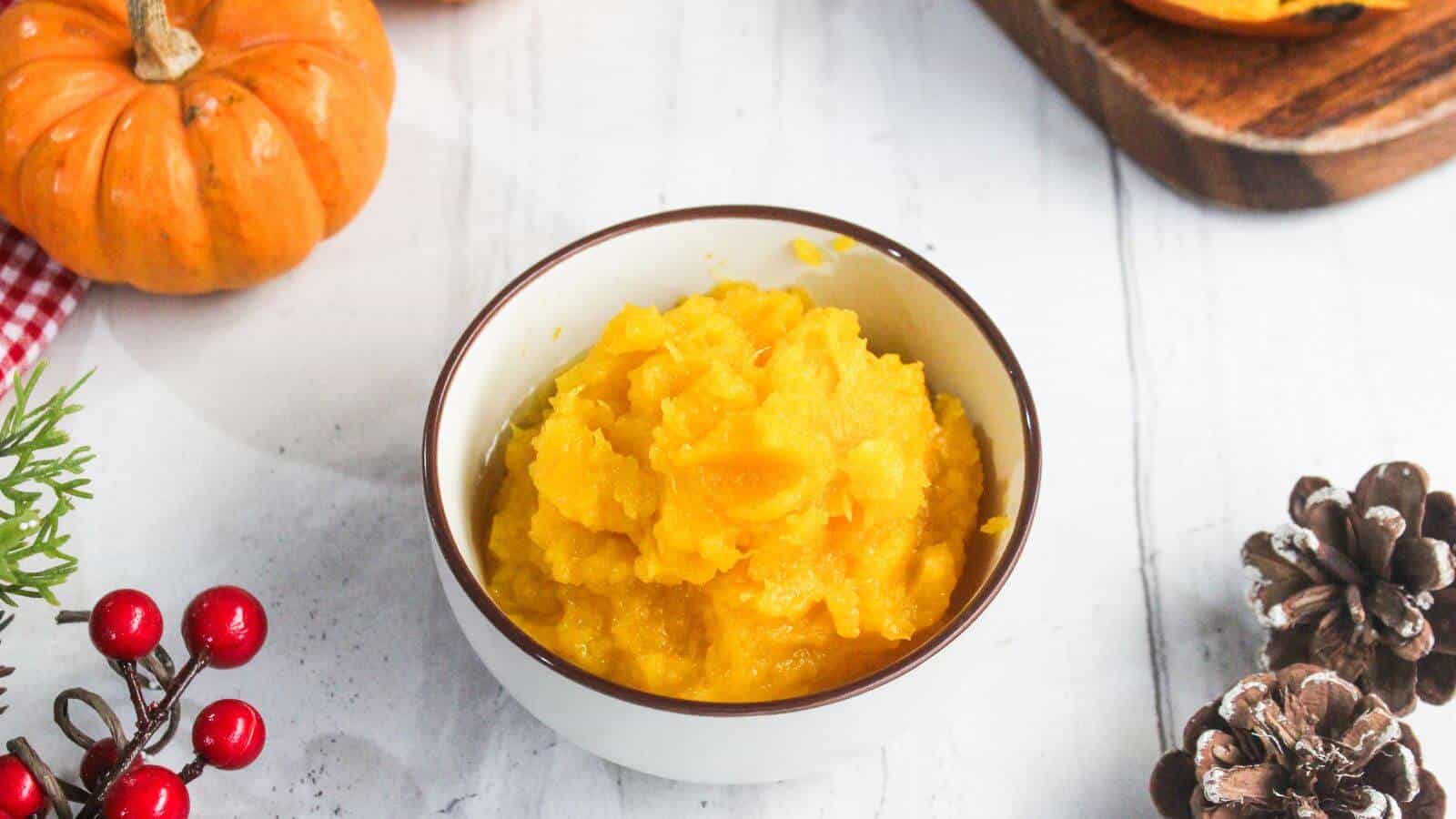 How to make fresh pumpkin puree | Little Bit Recipes